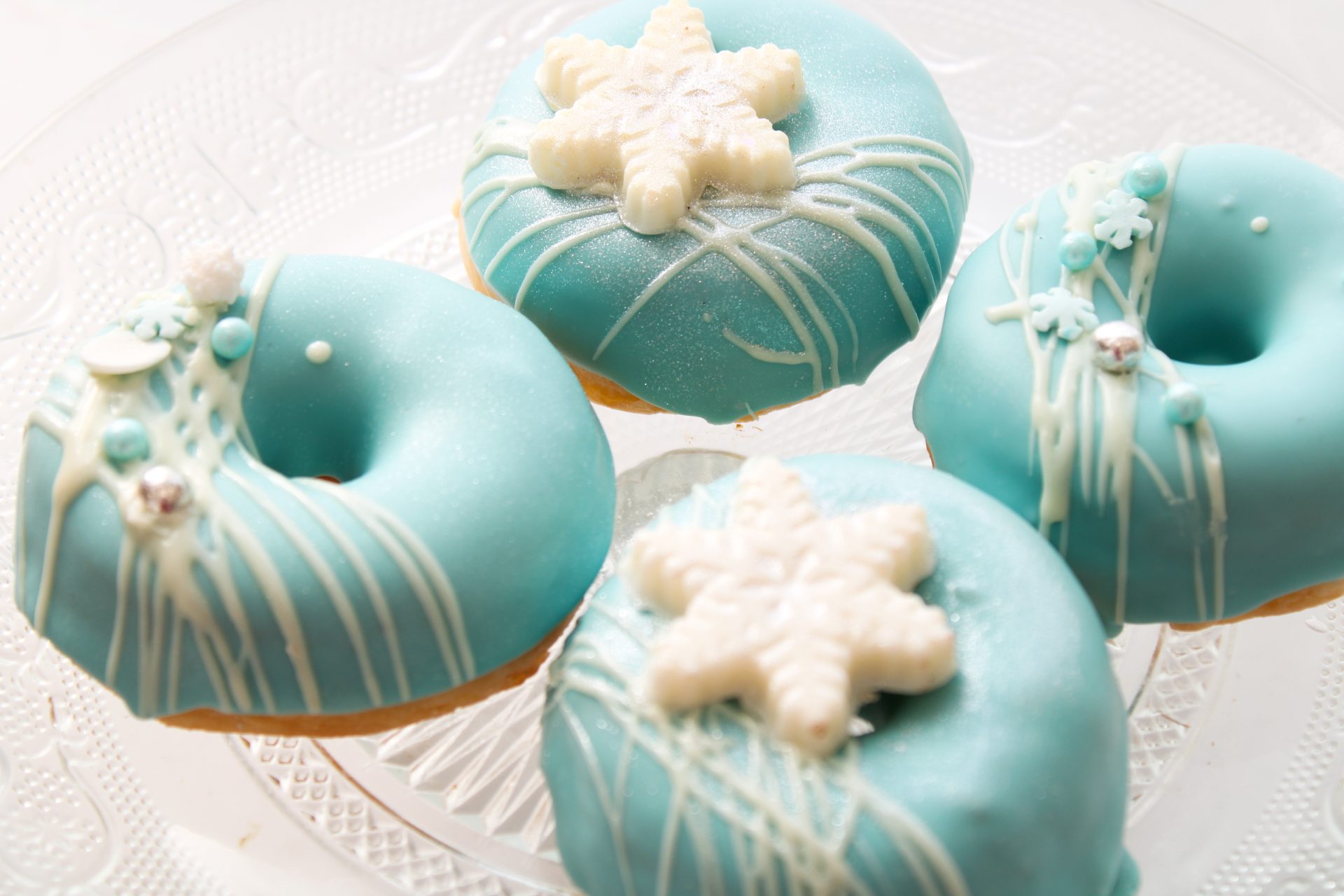 4 Donuts – Frozen – Baci dAngelo Shop